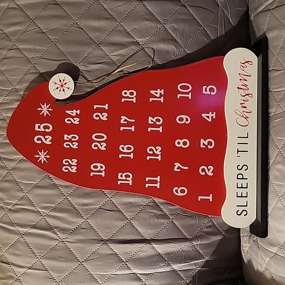 Ashland | Holiday | Christmas Countdown Calendar With Magnet | Poshmark